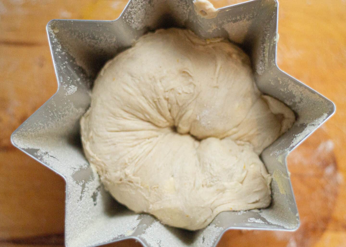 How to make a Vegan Pandoro | Sweeter Than Oats